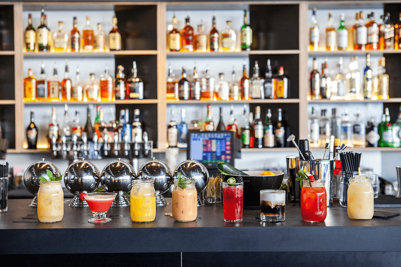 The Many Types of Professional Bar Service For Any Event